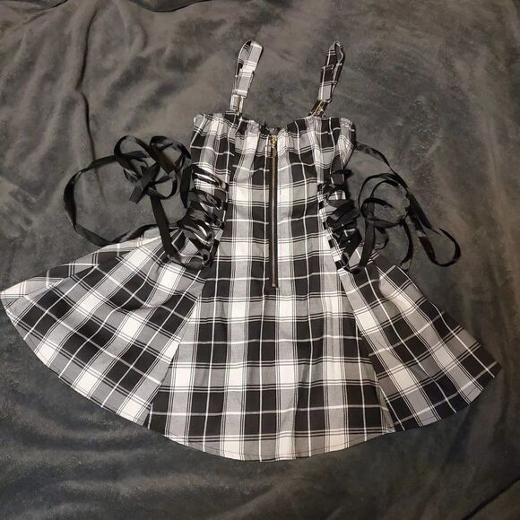 Dolls Kill | Dresses | Dollskill Widowcute Goth Emo Black White ...